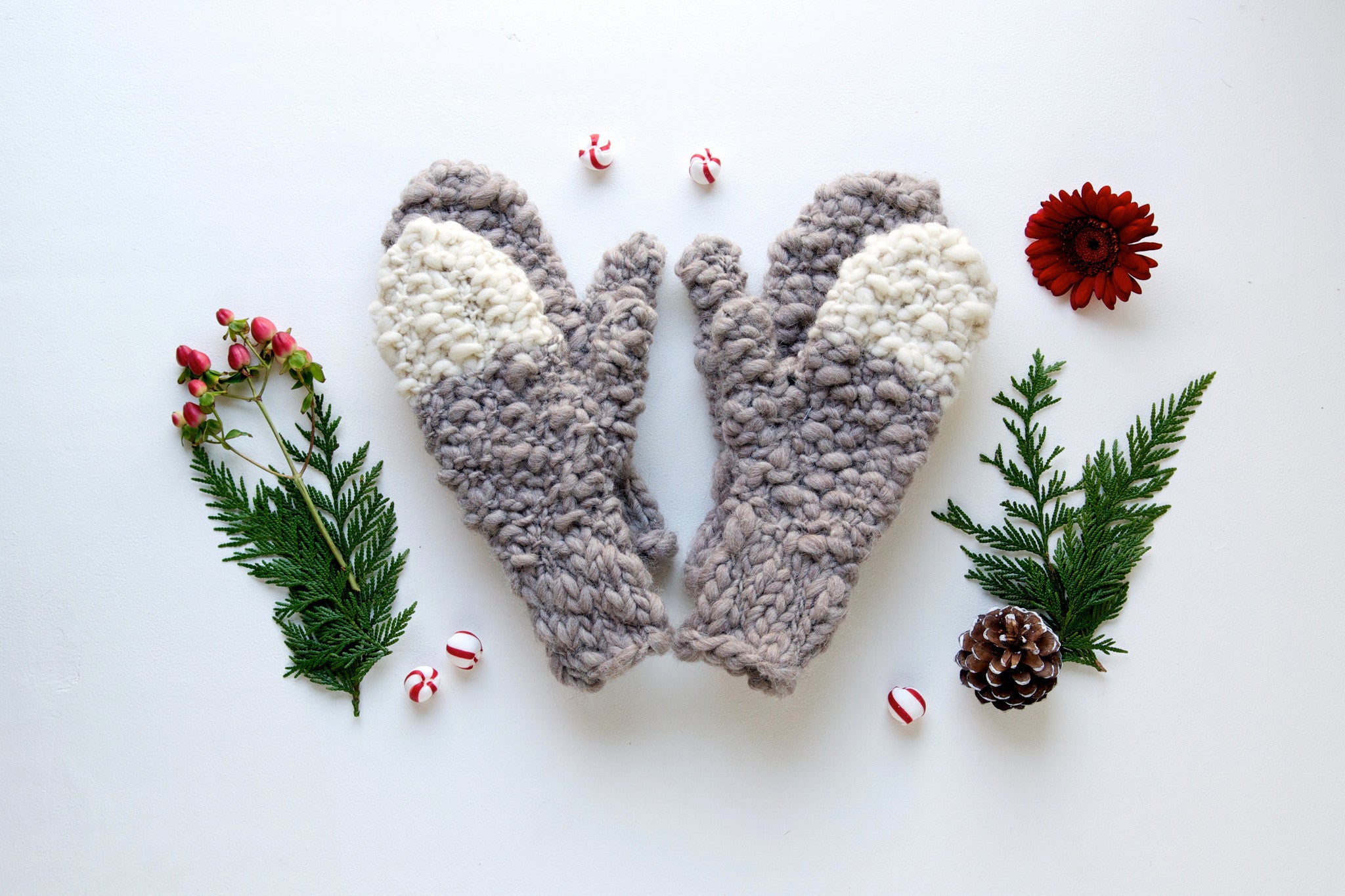 Mittens & Gloves – Knit Collage